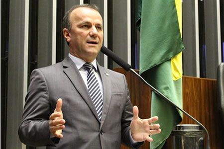 Helder lança campanha à presidência do PT e busca fase de pacificação ...