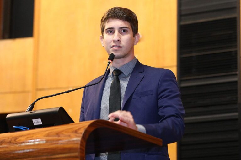 Projeto contra cotas em concursos é retirado de pauta na Assembleia ...